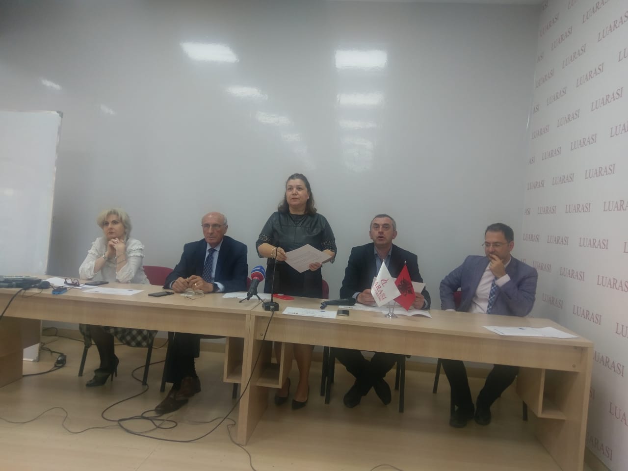 “Luarasi” organizon eventin e ndarjes së çmimeve për aktivitetin E ...