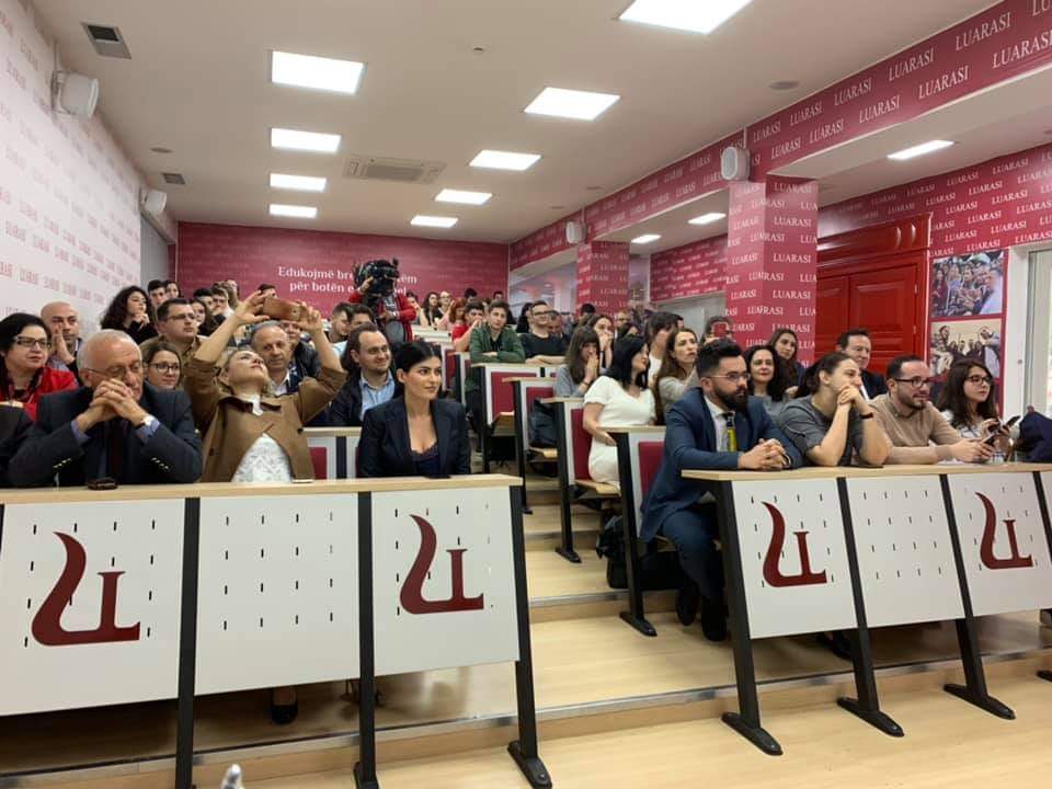 “Luarasi” organizon eventin e ndarjes së çmimeve për aktivitetin E ...